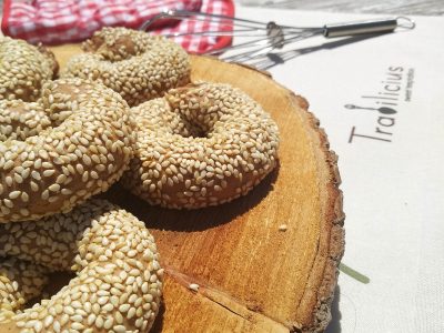 ΚΟΥΛΟΥΡΑΚΙΑ ΛΑΔΙΟΥ νηστίσιμα και αφράτα! Ιδανικά για όλες τις ώρες.